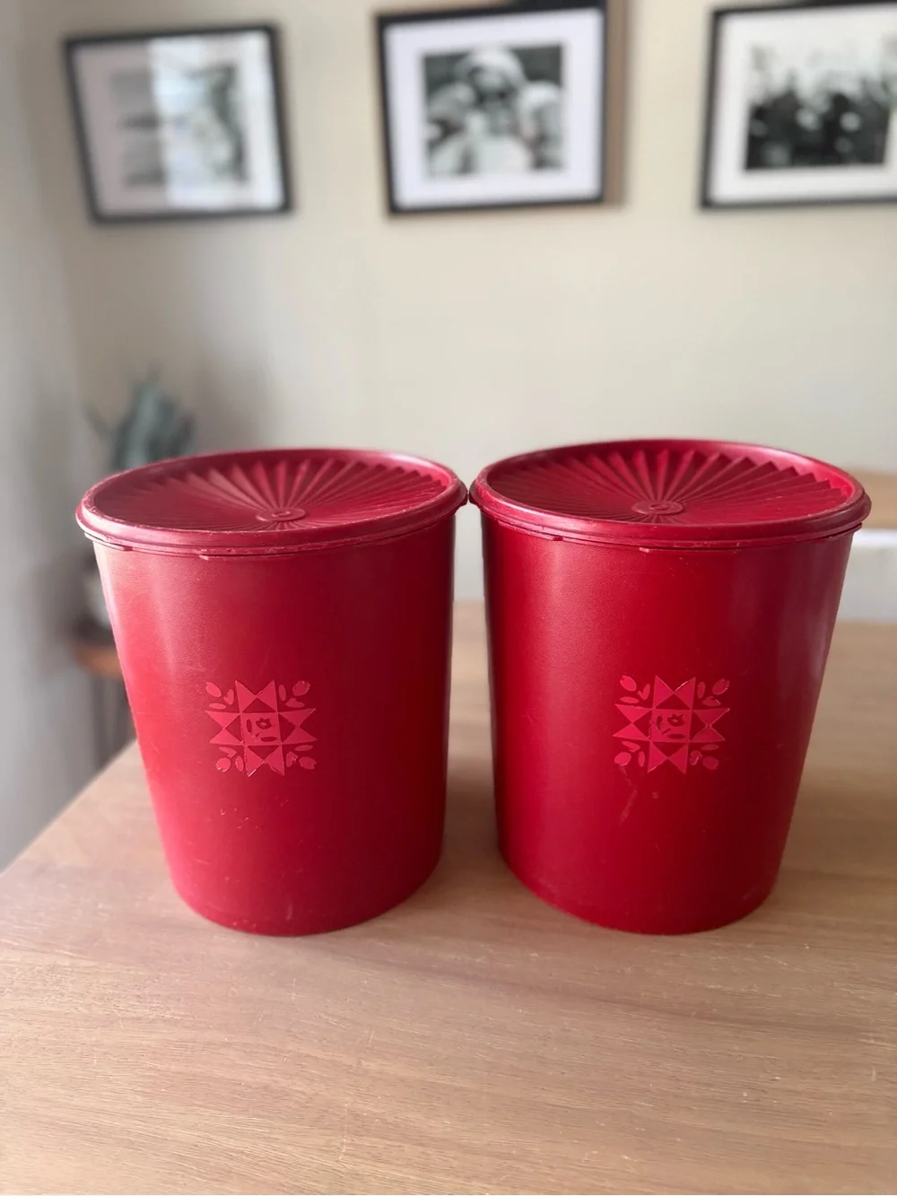 Tupperware | Kitchen | Vintage Tupperware Jumbo Size Servalier ...